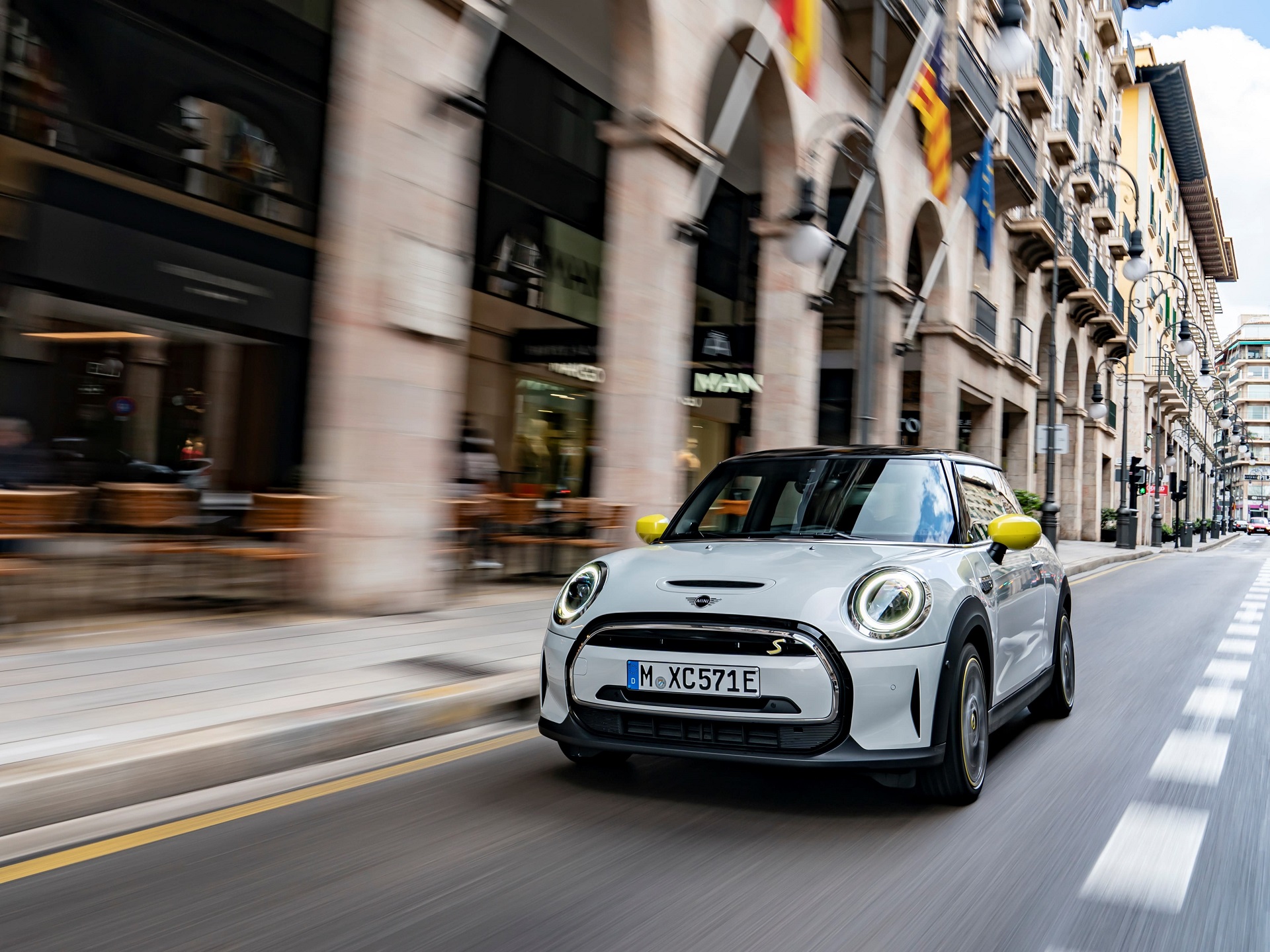 全新MINI ELECTRIC純電掀背 預售價155萬元起 即刻預訂純電駕馭樂趣！ - CarStuff 人車事